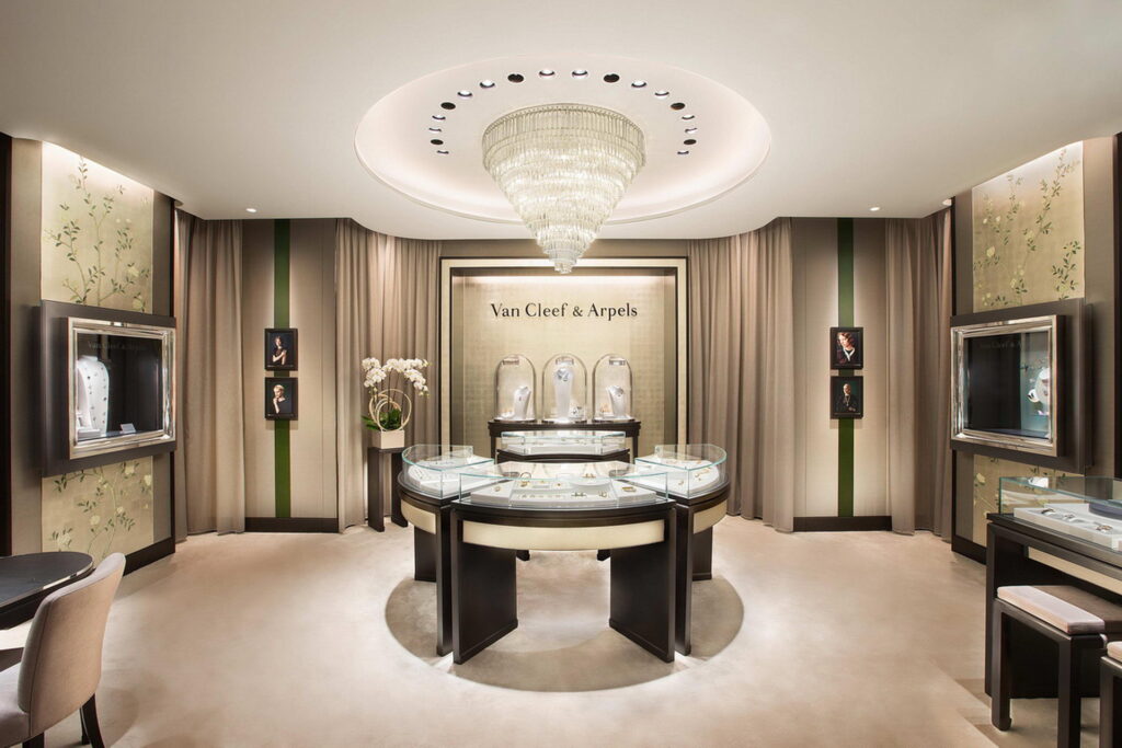 Van Cleef & Arpels - Richards Basmajian